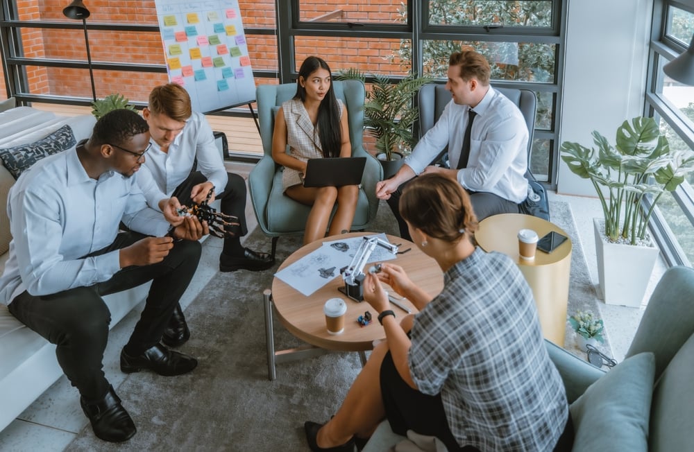 Exploring the Role of Incubators and Accelerators in Startups